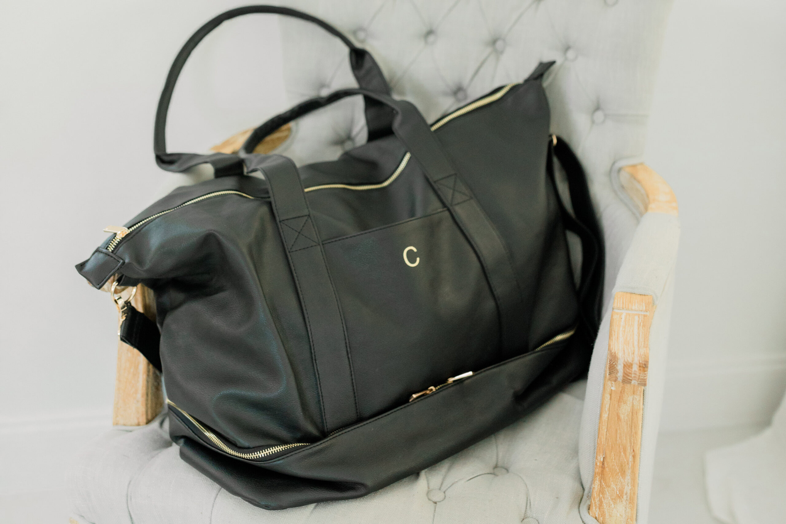 Perfect Weekender Bag For Destination Weddings - Cassidy MR ...